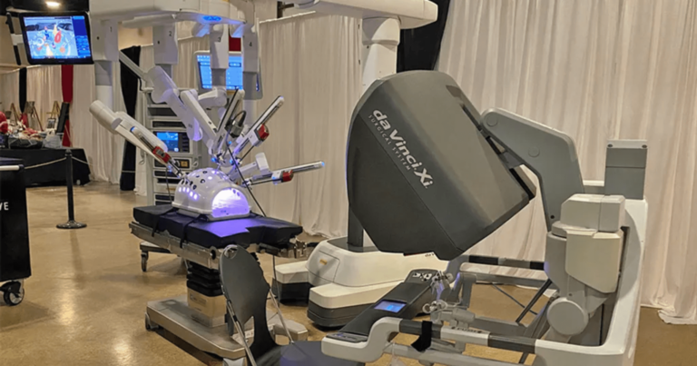 Advancements in Surgical Precision: A Comprehensive Review of Robotic ...